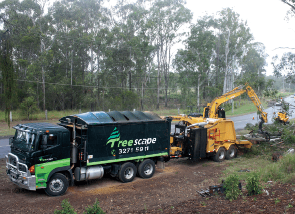 New Whole-Tree Chipper For Heavy Commercial - Treescape